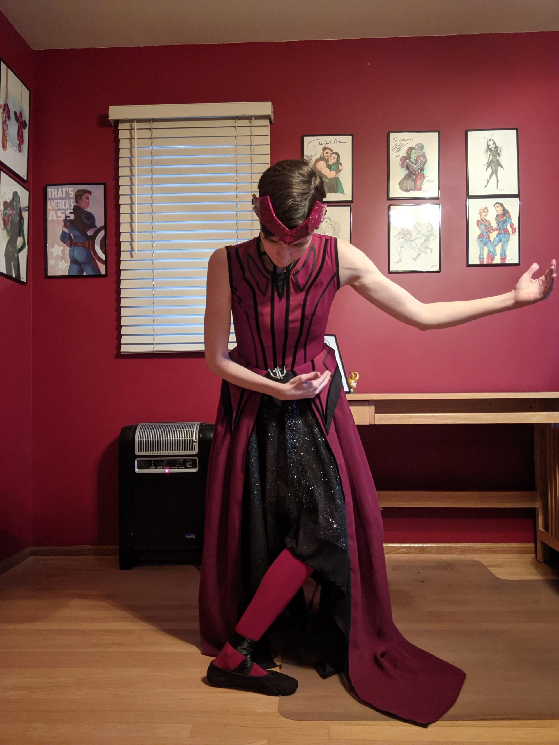 Wanda Maximoff Bow – Lauren Jankwoski